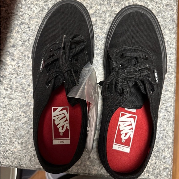 Vans | Shoes | Mens Vans Pro Black Sneaker | Poshmark